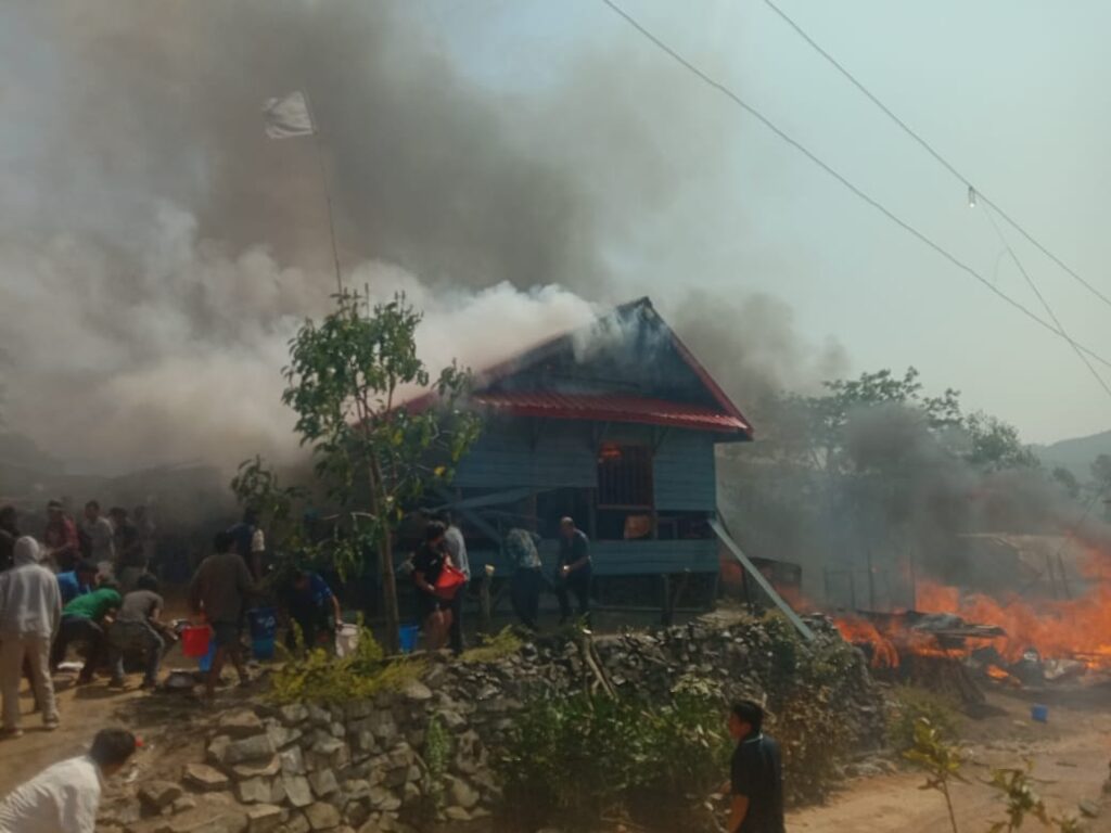 Fire guts down residential house at Phalee - The Frontier Manipur
